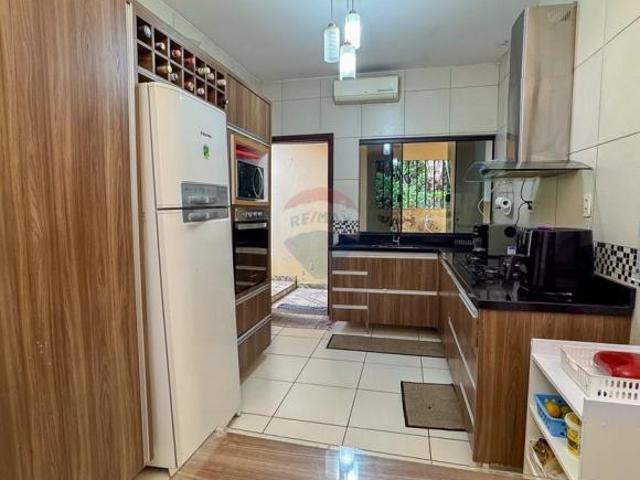 DUAS CASAS INDEPENDENTES EM LOTE DE 400 M2 OPORTUNIDADE ESTRATÉGICA NA RUA 3 DE VICENTE PIRES!