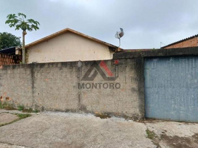 DUAS CASAS SEPARADAS NO MESMO TERRENO