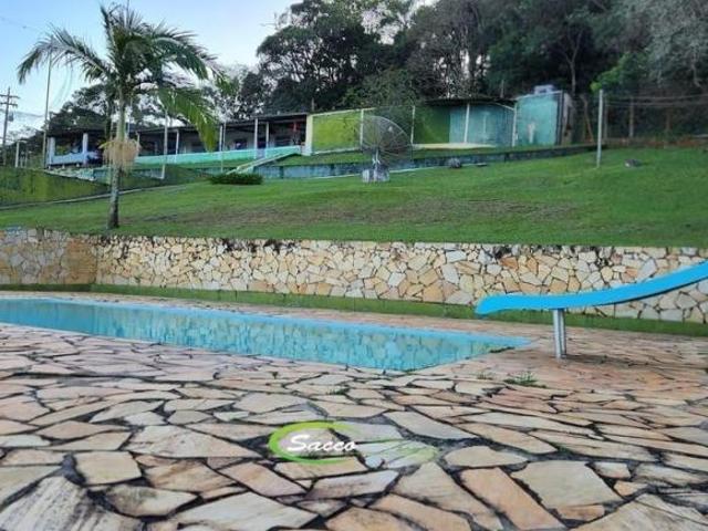 Duas prorpiedades para venda em Sarapuí das luzes