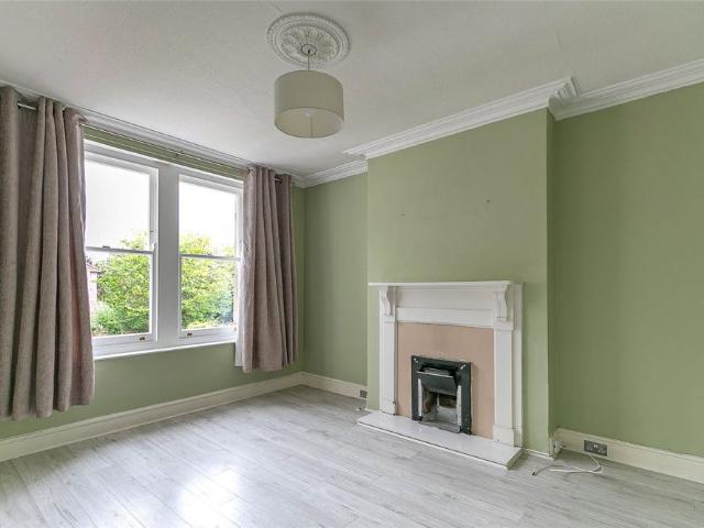 Dublin Crescent