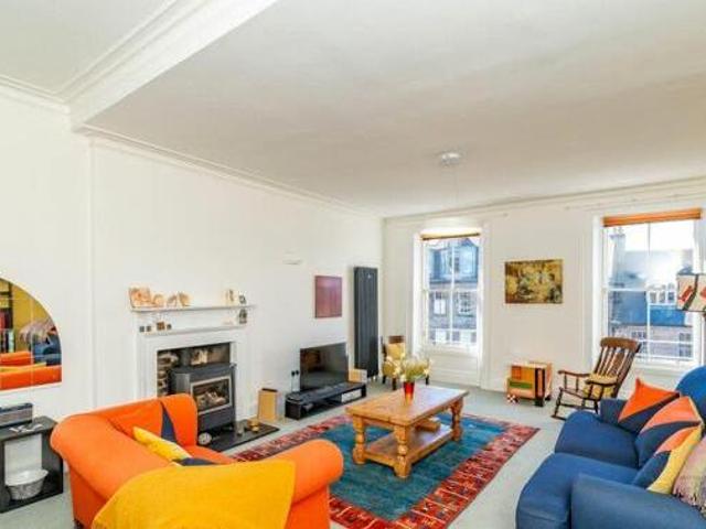 / Dublin Street, New Town, 3 Bedroom Flat