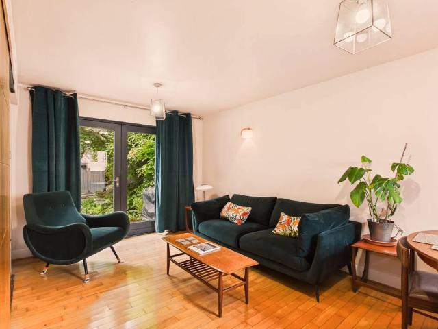 Dublin Street Lane North, Edinburgh. 2 bed apartment to rent £1,725 pcm £398 pw