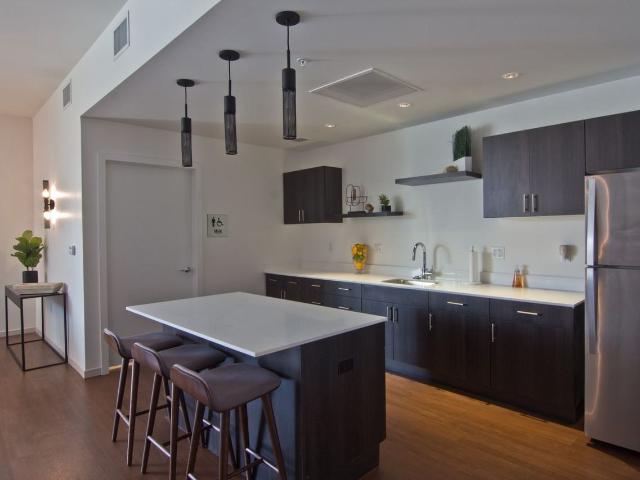 DuCharme Place Apartments 2 Bedroom Apartment for Rent at 1544 E Lafayette St, Detroit, MI 48207 Downtown Detroit