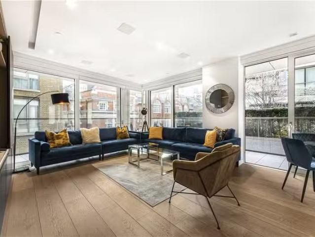 Duchess Walk, London, SE1 2SA