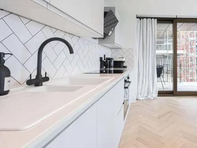 Ducie St 61 | Studio apartment for rent #166246527 | Rentberry