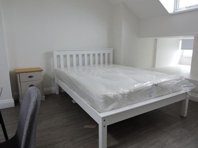 Duckett Road, London N4, Room to rent, £850 pcm | PrimeLocation
