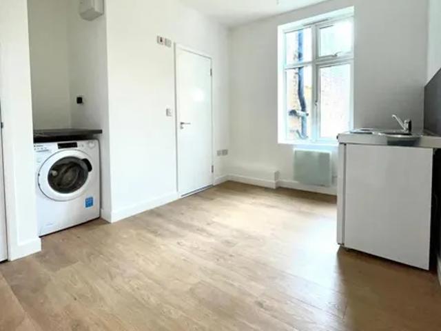 Duckett Road, London, N4 1BJ, United Kingdom | Studio apartment for rent #137643472 | Rentberry