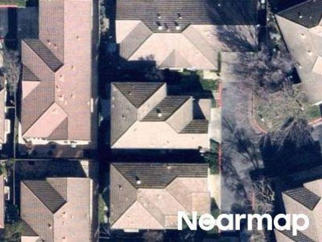 Duckhorn Dr
