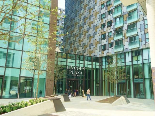 Duckman Tower, 3 Lincoln Plaza, Canary Wharf, South Quay, London E14, 2 bed flat to rent, £2,947 pcm | PrimeLocation
