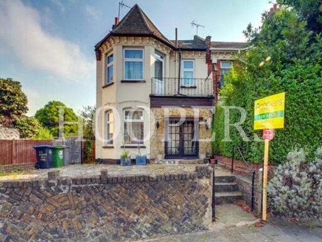 Dudden Hill Lane, London, 3 Bedroom End