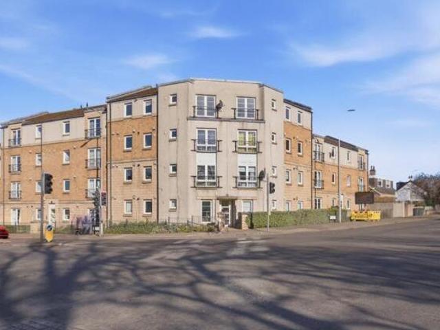 / Duddingston Park South, Edinburgh, 2 Bedroom Flat