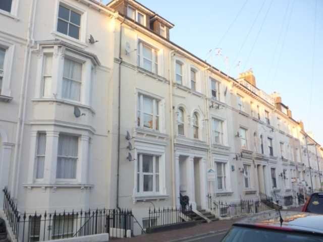 Dudley Road, Tunbridge Wells TN1, 1 bed flat to rent, £925 pcm | PrimeLocation