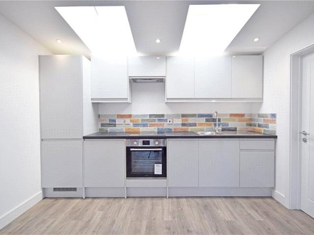 Dudley Road, Cambridge CB5, 1 bed end terrace house to rent, £1,300 pcm | PrimeLocation