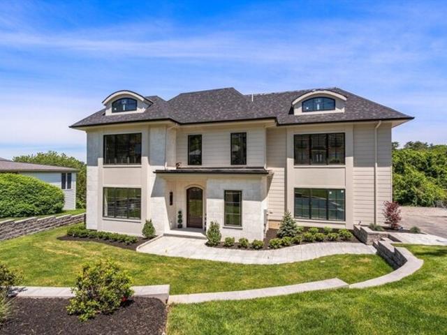 Dudley Rd, Newton, Home For Sale
