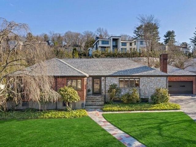 Dudley Rd, Newton, Home For Sale
