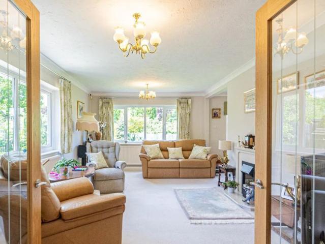 Dudlow Green Road, Appleton, Warrington, WA4 5EQ