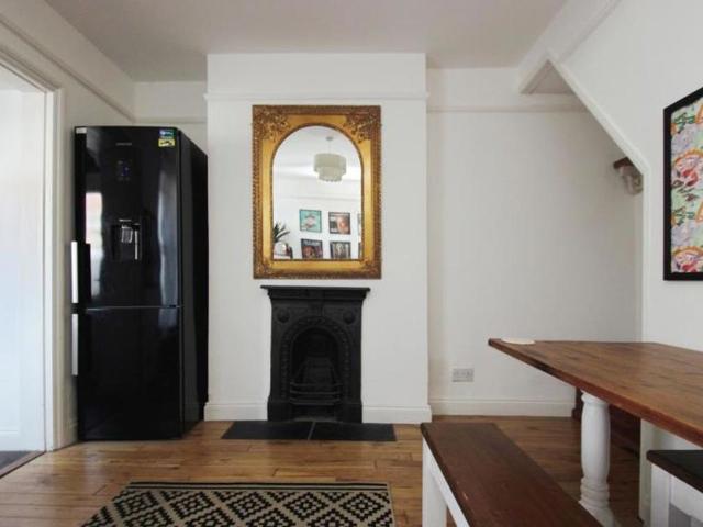 Due to BCC licensing restrictions this property is not suitbale for three or more sharers* Ocean present this charming, furnished three double bedroom house, all in a prime urban location with nearby amenities and schools, offering a comfortable and convenient living experience