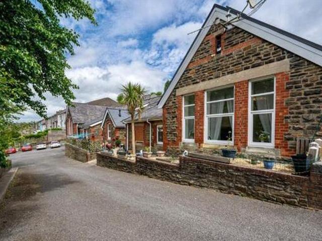Duffryn Terrace, Elliots Town, 6 Bedroom Detached