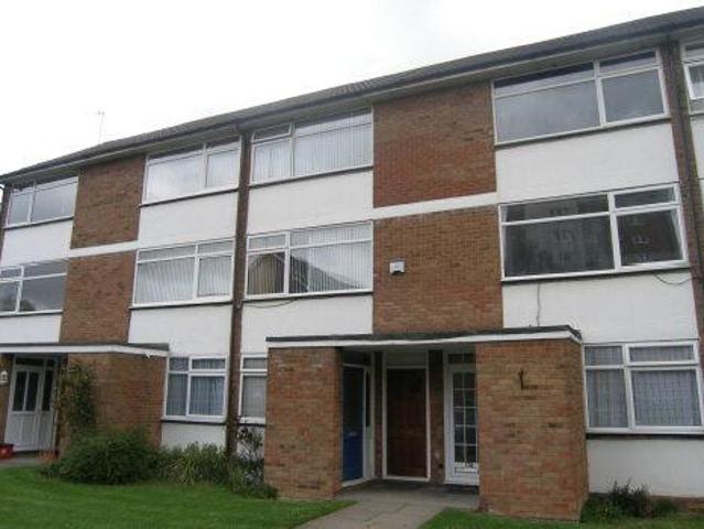 Dugdale Court, Brunswick Street. 2 bed maisonette to rent £1,150 pcm £265 pw