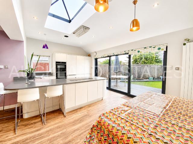 Dugdale Hill Lane, Potters Bar EN6, 4 bed semi detached house to rent, £3,600 pcm | PrimeLocation