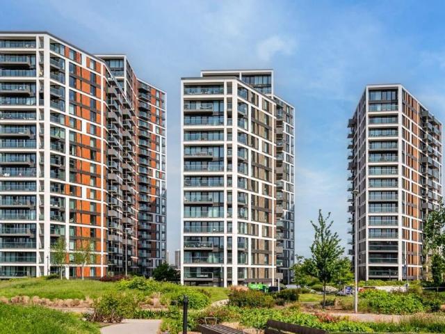 Duke Of Wellington Avenue, Woolwich SE18, 2 bed flat to rent, £3,553 pcm | PrimeLocation