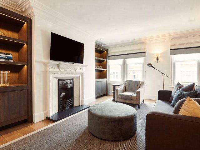 Duke Street 1 bed apartment to rent £10,833 pcm £2,500 pw
