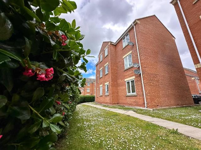 Duke Street, Bridgwater TA6 2 bed ground floor flat to rent £1,150 pcm £265 pw