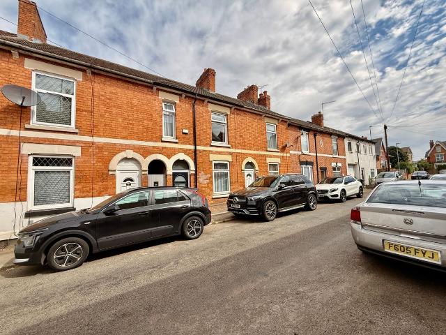 Duke Street, Kettering NN16, 3 bed property to rent, £950 pcm | PrimeLocation