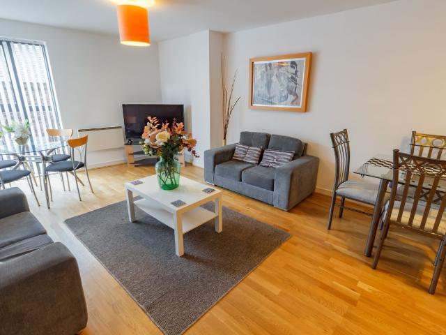 Duke Street, Liverpool L1, 2 bed flat to rent, £1,450 pcm | PrimeLocation