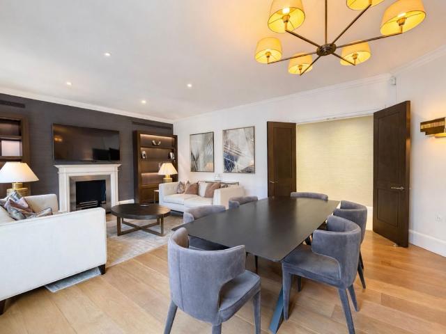 Duke Street, London W1K, 3 bed flat to rent, £20,367 pcm | PrimeLocation
