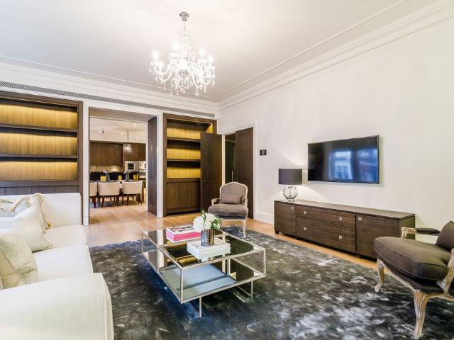 Duke Street, Mayfair, W1K 5NX, London