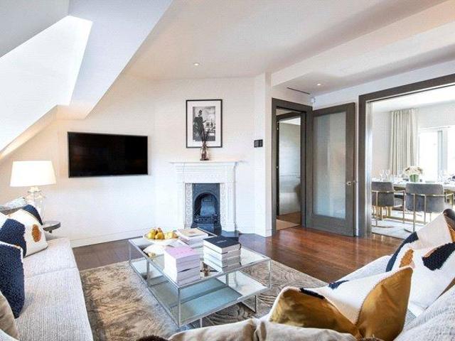Duke Street, Mayfair, W1K 2 bed apartment to rent £13,867 pcm £3,200 pw