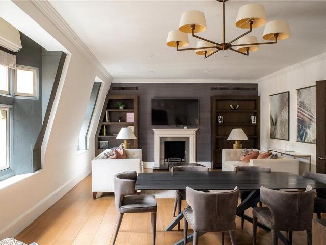 Duke Street, Mayfair W1K 3 bed apartment to rent £21,233 pcm £4,900 pw