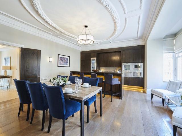 Duke Street, Mayfair W1K, 3 bed flat to rent, £26,867 pcm | PrimeLocation