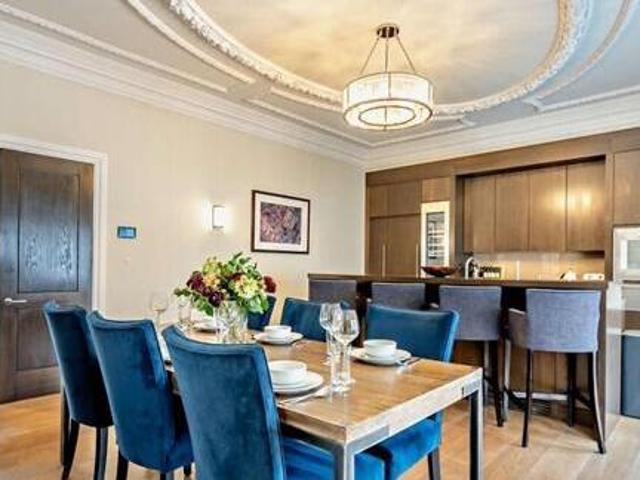 Duke Street, Mayfair, 2 Bedroom Apartment