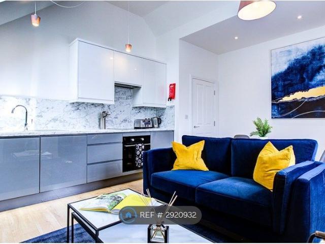 Dukes Avenue, New Malden KT3, 1 bed flat to rent, £1,500 pcm | PrimeLocation
