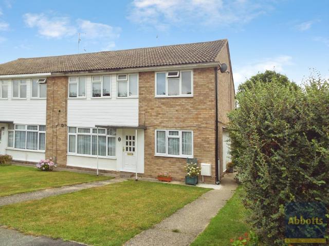 Dukes Farm Road, Billericay, CM12 2 bed flat to rent £1,600 pcm £369 pw