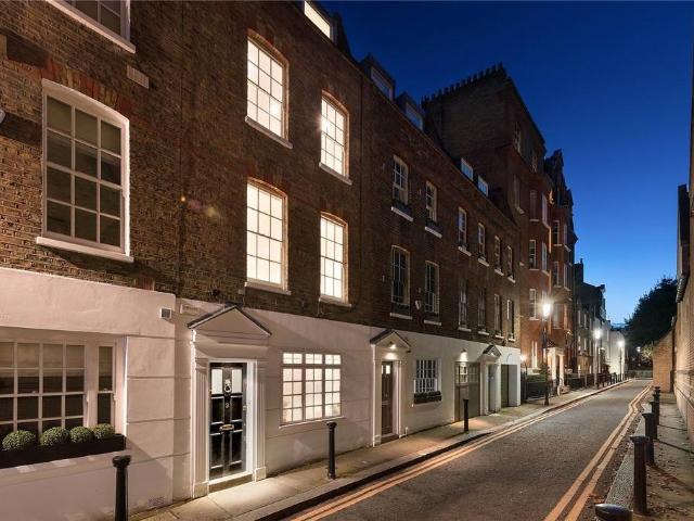 Dukes Lane, Kensington, London 3 bed house to rent £12,350 pcm £2,850 pw