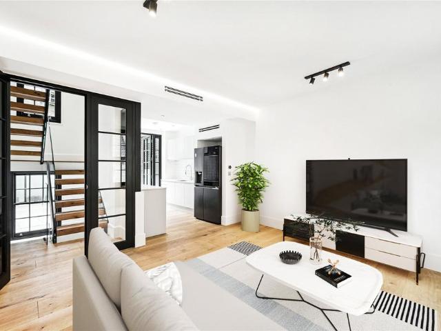 Dukes Lane, London, W8 3 bed detached house to rent £12,350 pcm £2,850 pw