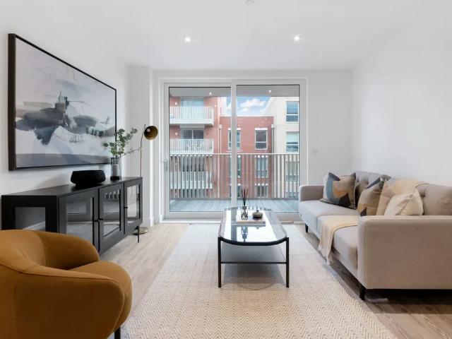 Dukes Road, Walthamstow E17, 1 bed flat to rent, £2,100 pcm | PrimeLocation