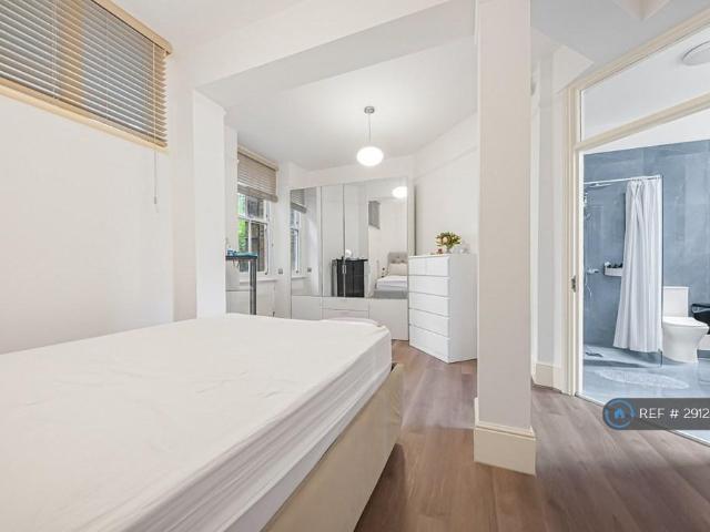 Dulverton Mansions, London, WC1X 1 bed flat to rent £2,300 pcm £531 pw
