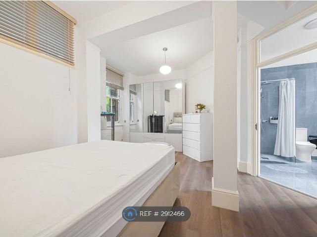 Dulverton Mansions, London WC1X, 1 bed flat to rent, £2,600 pcm | PrimeLocation
