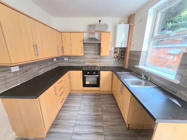 Dulverton Road, Leicester LE3, 4 bed terraced house to rent, £1,195 pcm | PrimeLocation