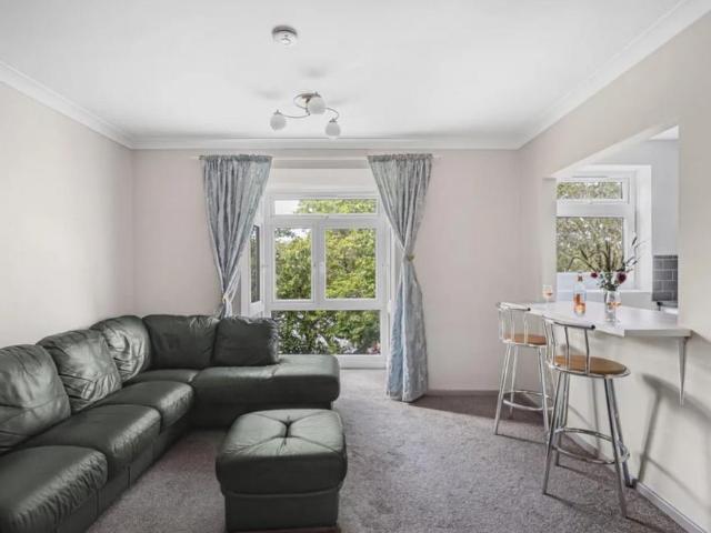 Dulwich Wood Avenue, Dulwich 1 bed flat to rent £1,600 pcm £369 pw