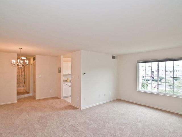 Dulles Glen 1 Bedroom Apartment for Rent at 1265 Elden St, Herndon, VA 20170 Herndon