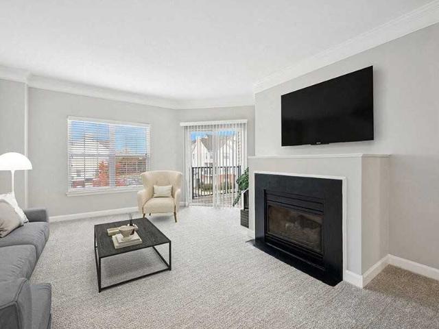 Dulles Greene 3 Bedroom Apartment for Rent at 2150 Astoria Cir, Herndon, VA 20170