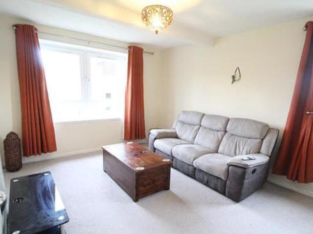 Dulnain Road, Mastrick, 2 Bedroom Flat