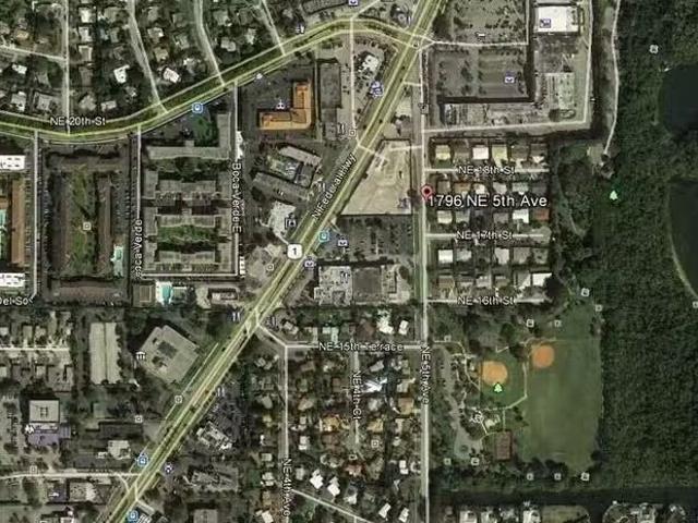 Duplex/Triplex/Quadplex Boca Raton, FL 1796 Ne 5th Ave