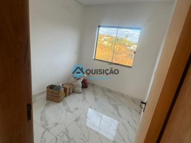Duplex 3 Quartos sendo um Suíte com Closet