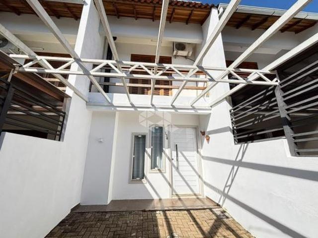 Duplex 02 dormitórios com ótima localização